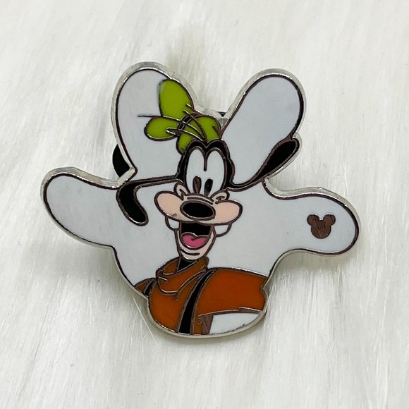 Disney Goofy Silhouette